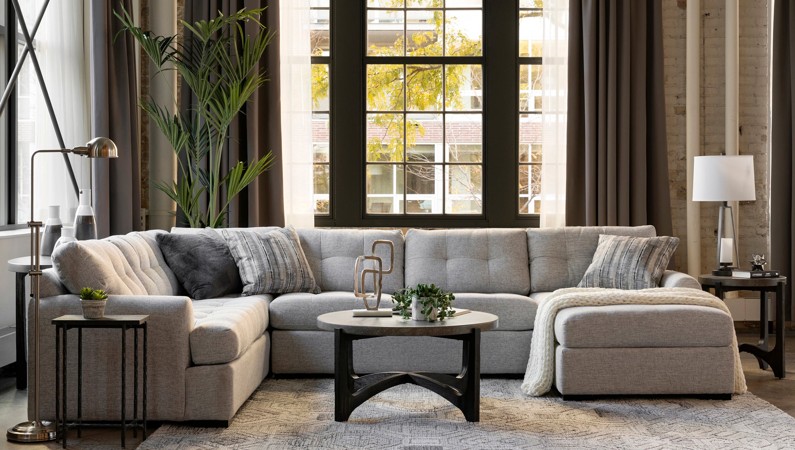 Crowd Pleaser | Schneiderman's Furniture