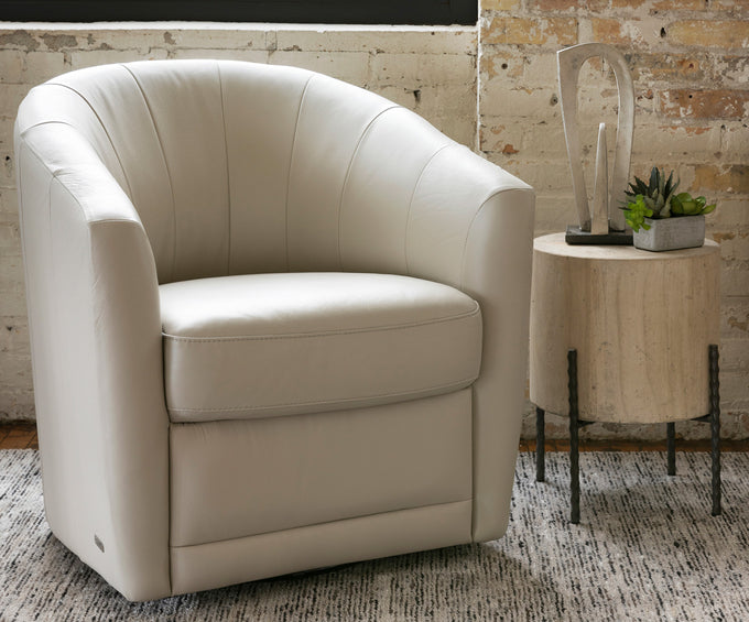 Crowd Pleaser | Schneiderman's Furniture