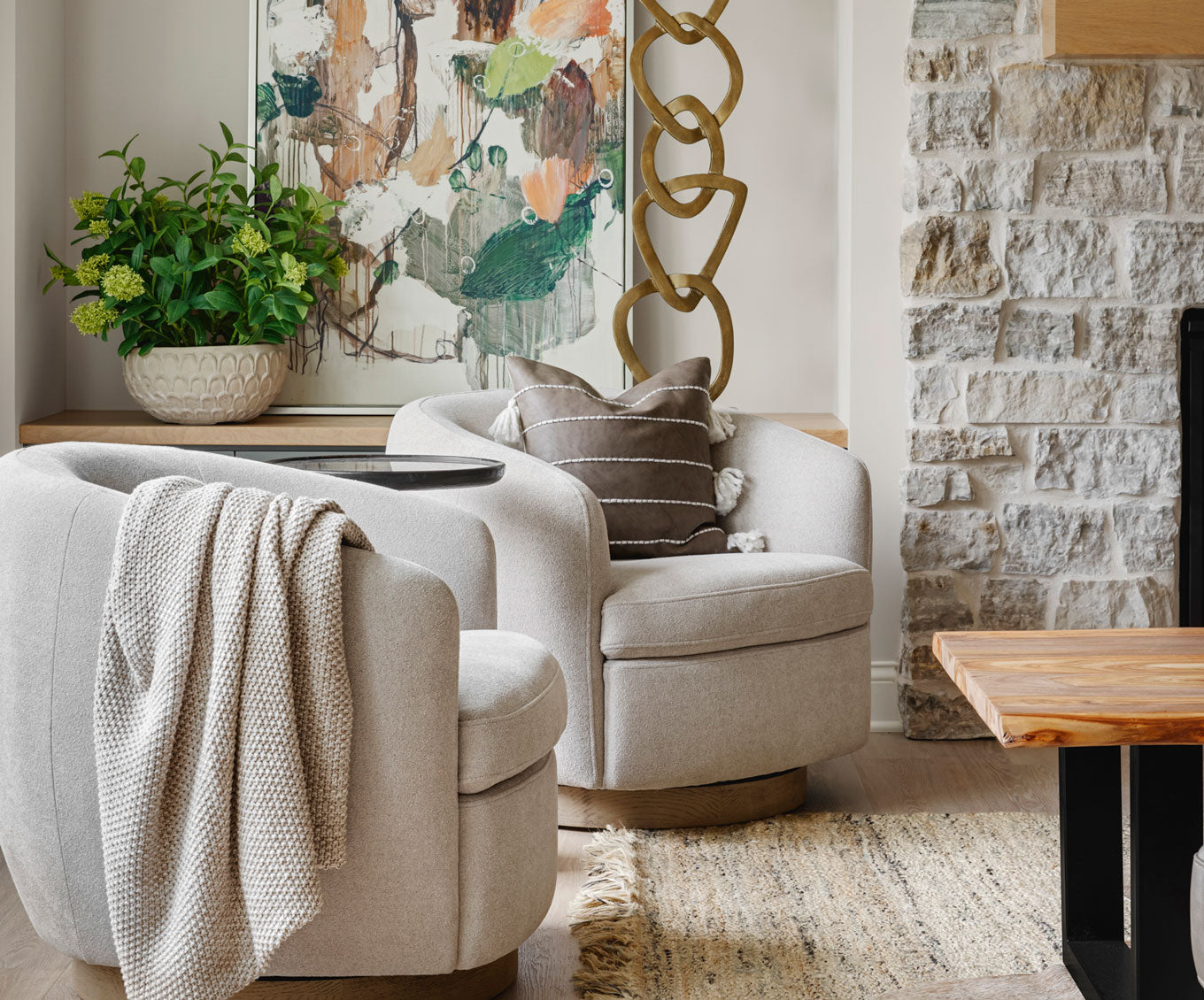 Modern European Living Room | Schneiderman's Furniture